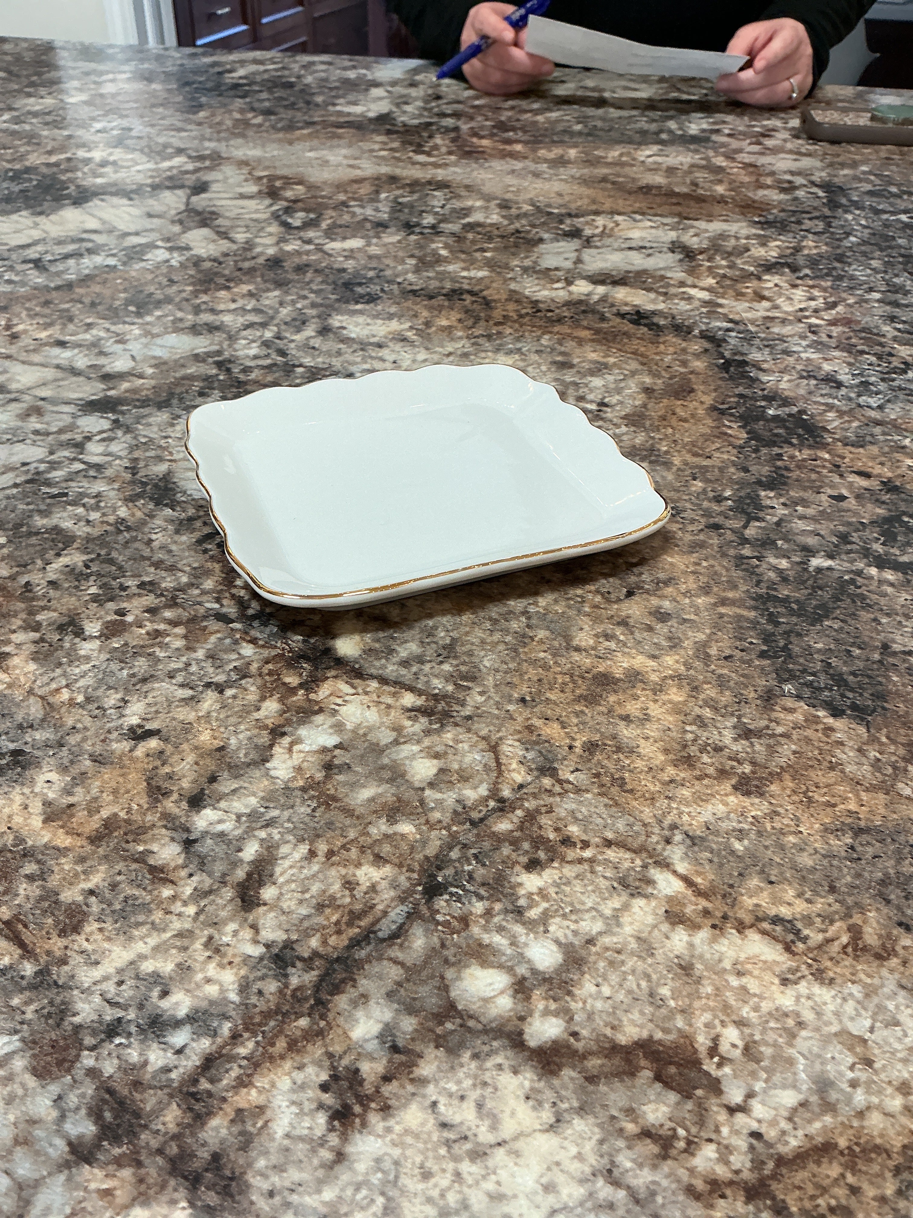 Small plate – Wicker Emporium